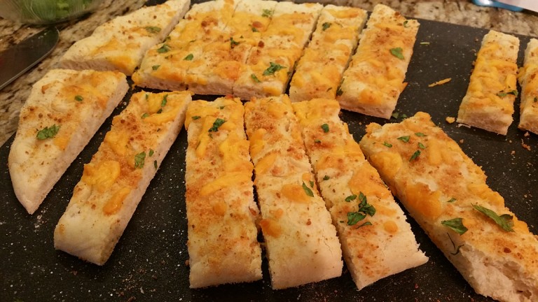Garlic Cheese Flatbread » Cooking With Tiffany